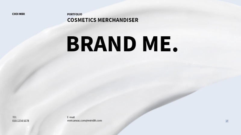 하늘색과 검은색의 심플한 화장품 MD 포트폴리오 - 미리캔버스
